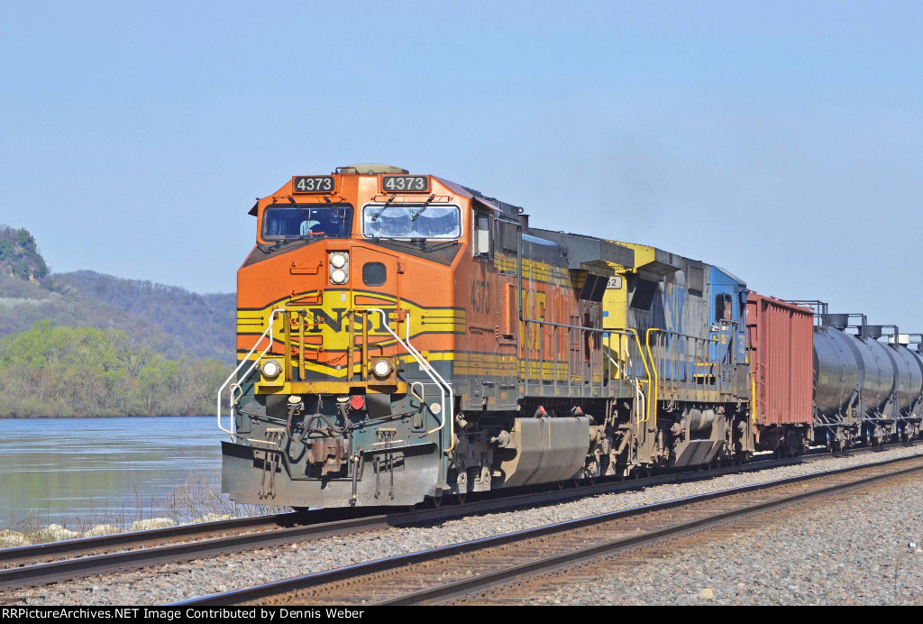 BNSF 4373, BNSF's St.Croix Sub.